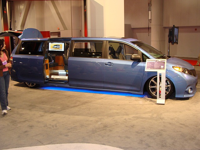 BangShift.com SEMA 2010 - The Ugly, The Bad, and the Tasteless Gallery ...