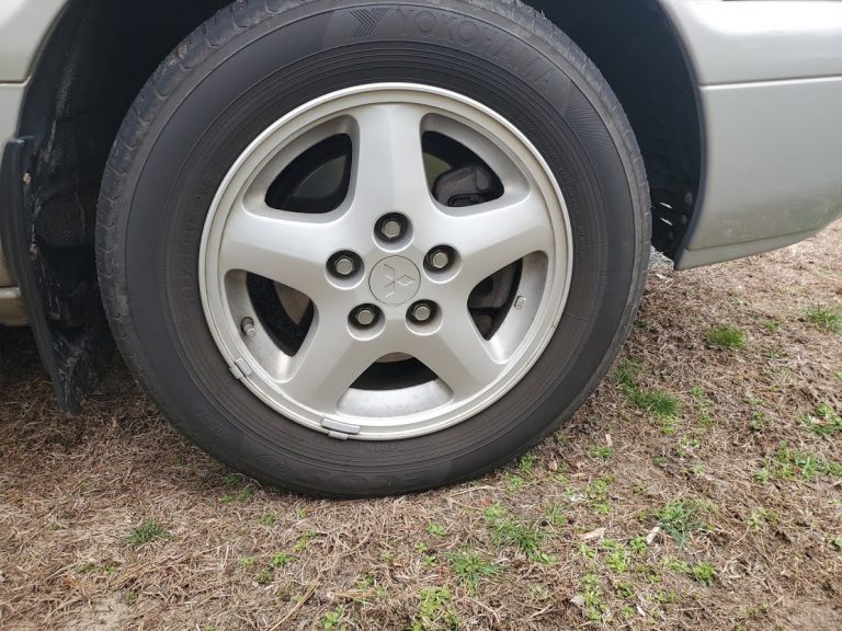 BangShift.com 1995 Mitsubishi Chariot Resort Runner GT Is A Rally Rocket